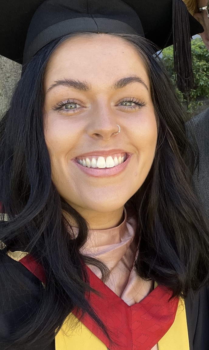 Dr Courtney Hogg